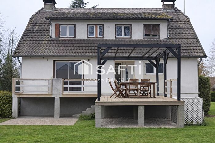 Maison à vendre - Lorris - 5 pièces - 4 chambres