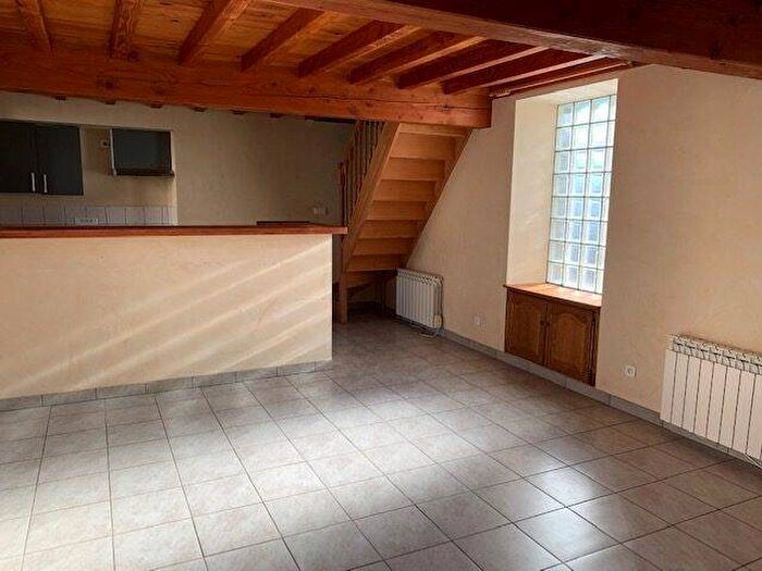 Maison à louer - Saint-Germain-Laval - 2 pièces - 1 chambre