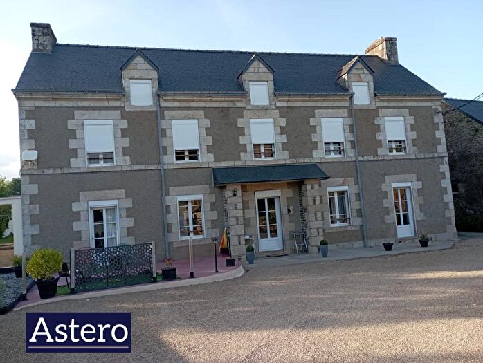 Maison à vendre - Pluméliau - 8 pièces - 5 chambres