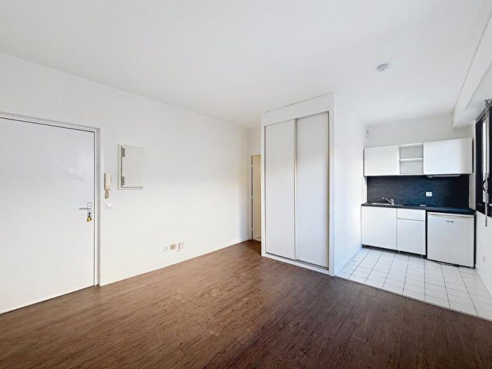 Appartement à louer - Bordeaux, Croix Blanche - 1 pièce