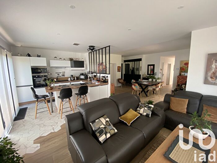 Maison à vendre - Cholet, Le Puy Saint-Bonnet - 5 pièces - 4 chambres