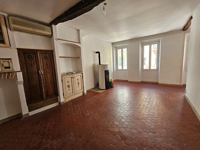 Maison 4 pièces à louer à Saint-Vallier-de-Thiey