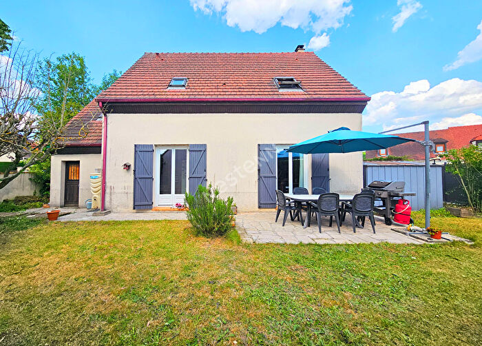 Marines : Maison 6 pièces à vendre