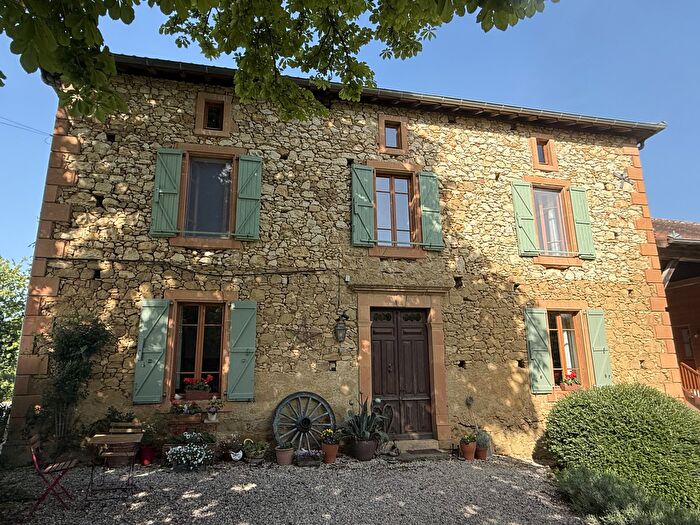 Maison à vendre - Aurignac - 9 pièces - 5 chambres
