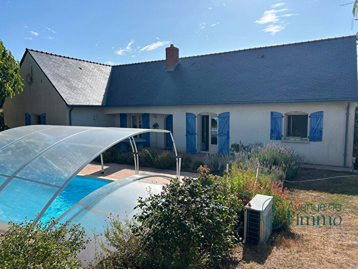 Maison 7 pièces à vendre - Gennes