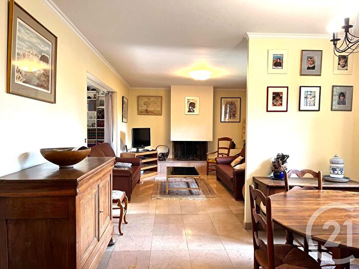 Maison à vendre - Saint-Rémy-lès-Chevreuse - 9 pièces - 5 chambres