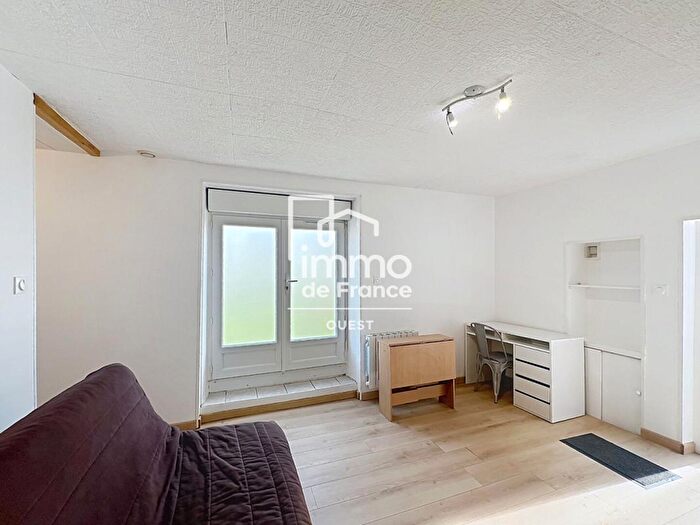 Appartement 1 pièce à louer à Évron