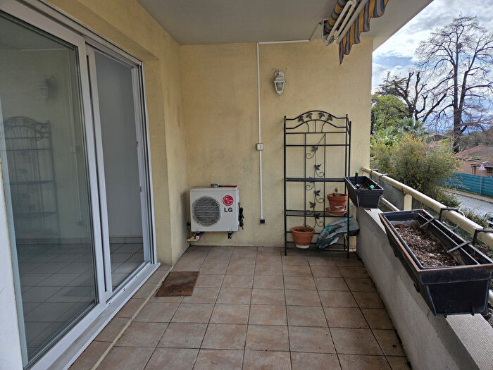 Appartement à vendre - Solliès-Pont - 4 pièces - 3 chambres