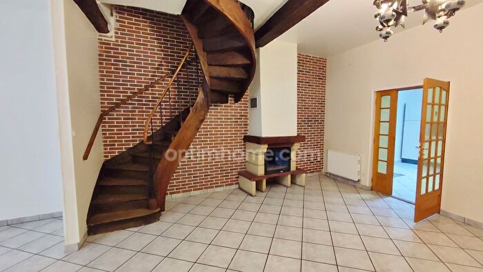 Maison à vendre - SaintQuentin Centreville - 8 pièces - 5 chambres