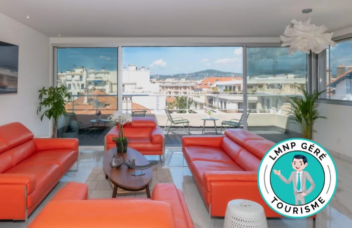 Antibes, Juan-les-Pins, Le Cap : Appartement 4 pièces à vendre