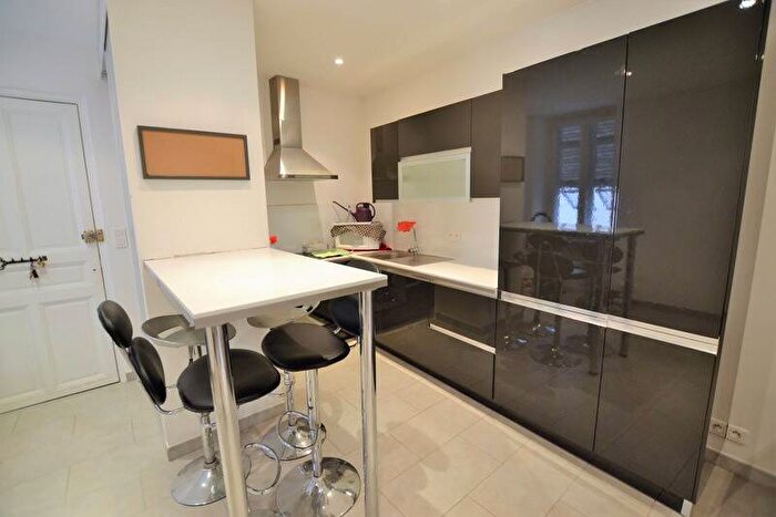 Appartement à louer - Ajaccio - 2 pièces - 1 chambre