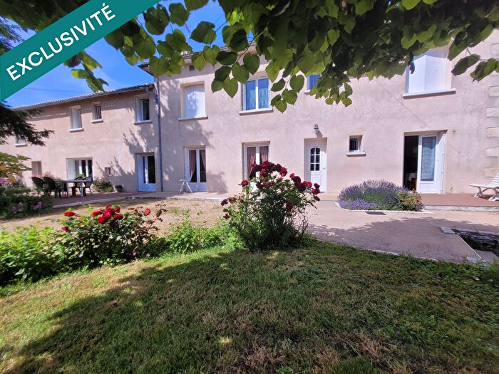 Vouillé - Maison 5 pièces à vendre
