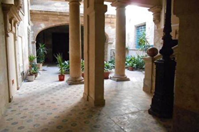 Appartement 4 pièces à Centre Historique, Montpellier, à louer