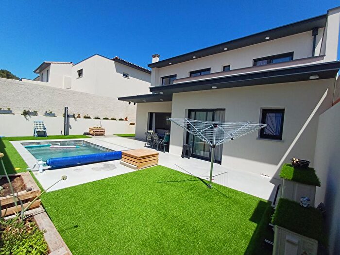 Maison à vendre - Narbonne, Saint-Jean, Saint-Pierre - 5 pièces - 4 chambres