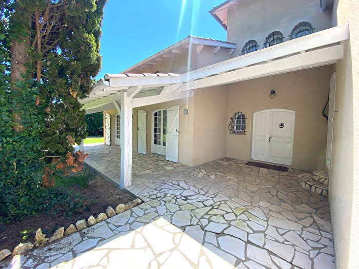 Maison à vendre - Labastide-Saint-Pierre - 7 pièces - 4 chambres