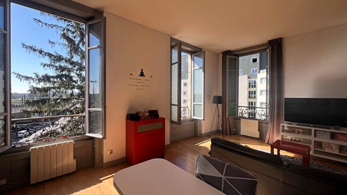 Appartement à vendre - Caluire-et-Cuire, Saint-Clair - 2 pièces - 1 chambre