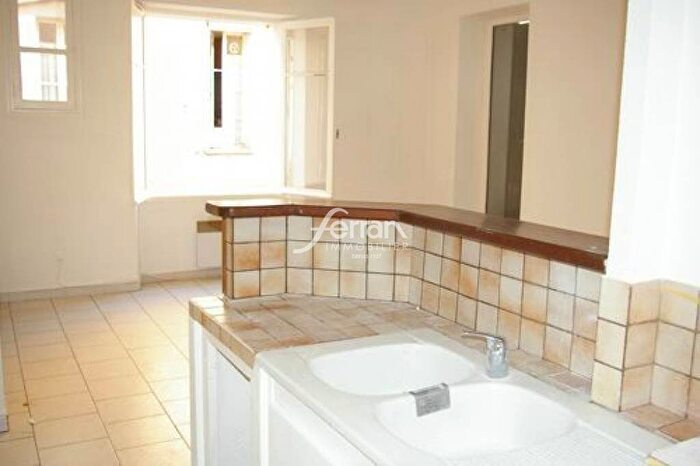 Appartement à louer - Salernes - 3 pièces - 1 chambre