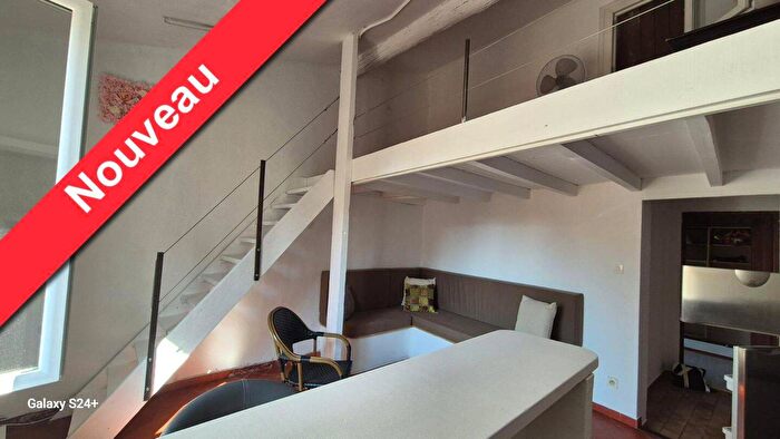 Centre Ville, Aix-en-Provence : Appartement 2 pièces à louer
