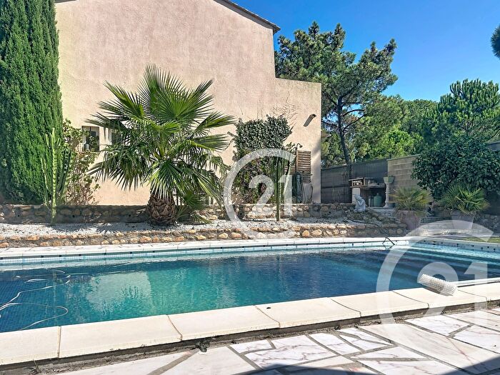 Saint-Cyprien, La Prade, La Vigie : Maison 3 pièces à vendre