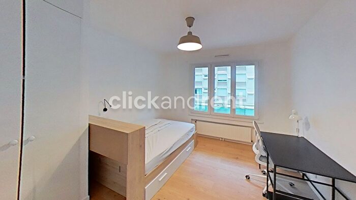 Appartement 6 pièces à louer à Villeurbanne, République, Tolstoi