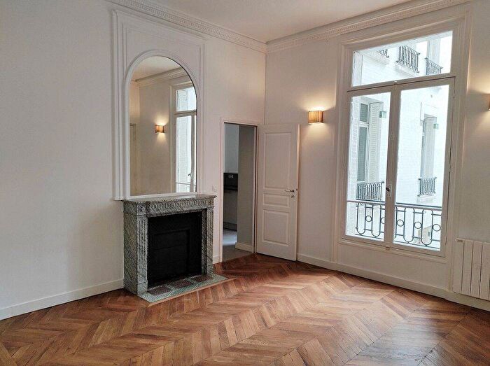 Chaillot, Paris 16ème arrondissement : Appartement 3 pièces à louer