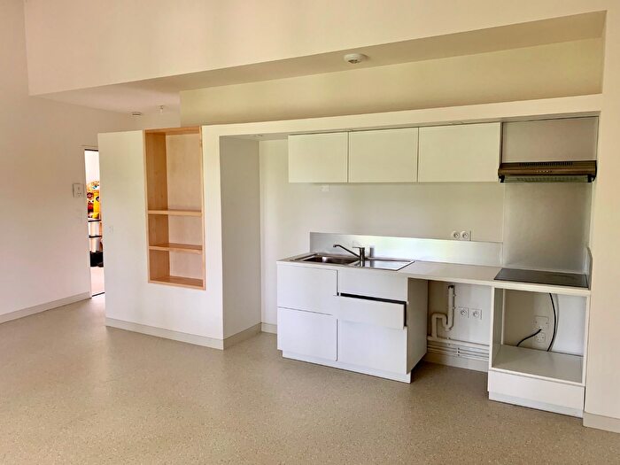 Appartement 2 pièces à louer - Saint-Clément-de-Rivière