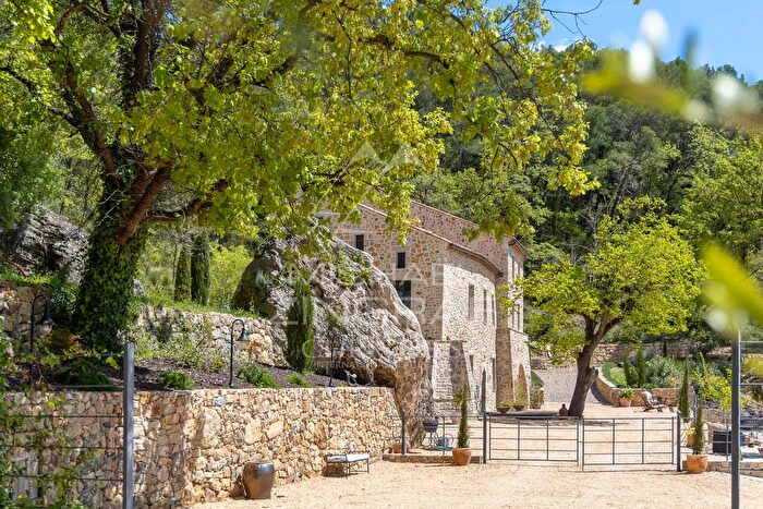 Maison à vendre - Fayence - 8 pièces - 5 chambres