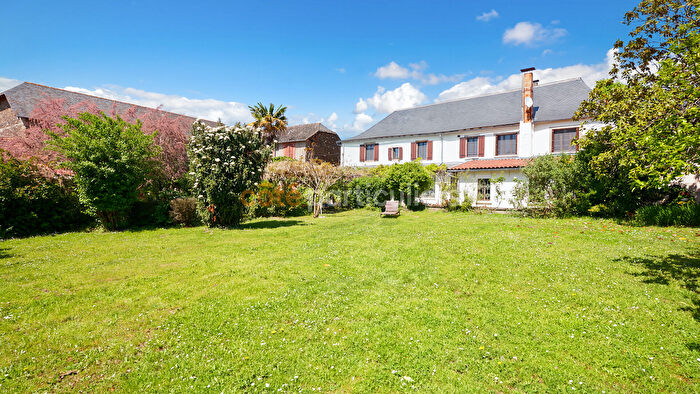 Montirat : Maison 8 pièces à vendre