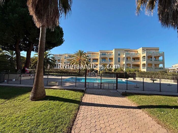 Appartement à vendre - Antibes, Rastines, Super Antibes, Laval, La Fontonne - 2 pièces - 1 chambre