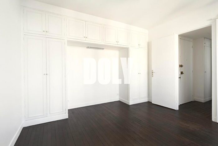 Appartement à louer - Paris e , Passy, Maison de la Radio, Muette-Sud - 1 pièce