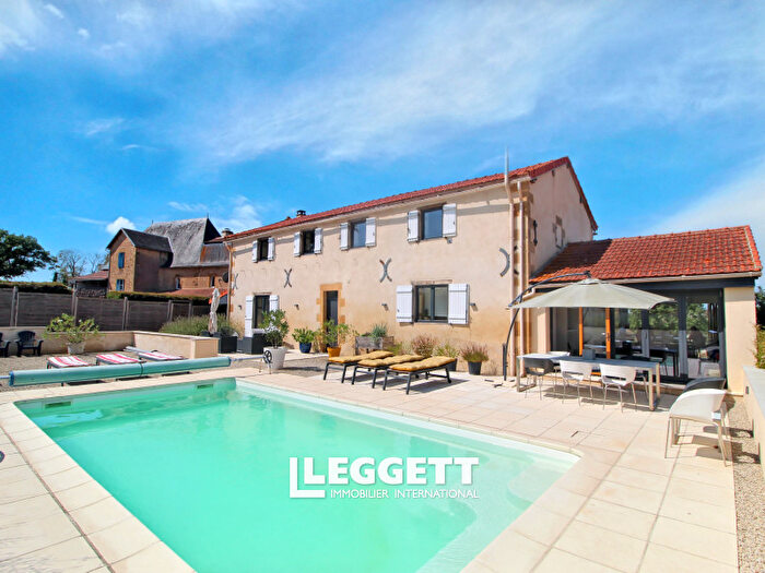 Pressac - Maison 9 pièces à vendre
