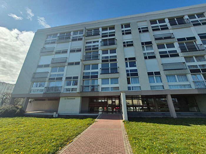 Appartement à vendre - Maubeuge, Centre-ville - 5 pièces - 3 chambres