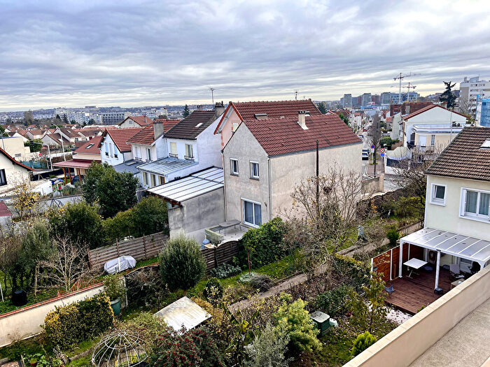 Appartement à louer - Rosny-sous-Bois, La Garenne - 3 pièces - 2 chambres