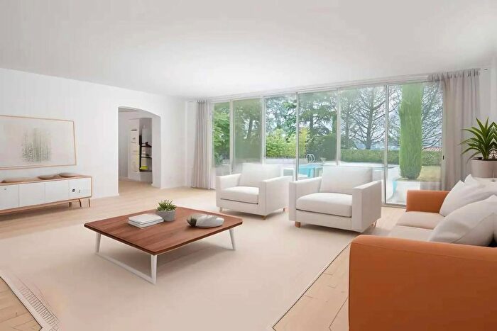 Maison à vendre - Villars - 7 pièces - 4 chambres