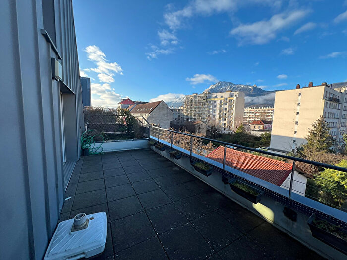 Appartement à vendre - Grenoble, Berriat - 3 pièces - 2 chambres