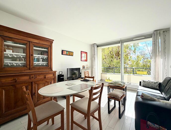 Appartement 3 pièces à vendre - Fresnes, Charcot, Zola