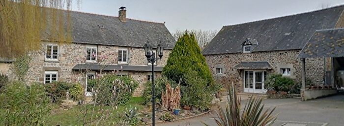 Maison à vendre - Plouasne - 13 pièces - 5 chambres