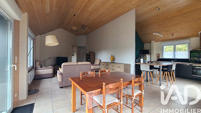 Maison à vendre - Allonnes - 6 pièces - 4 chambres
