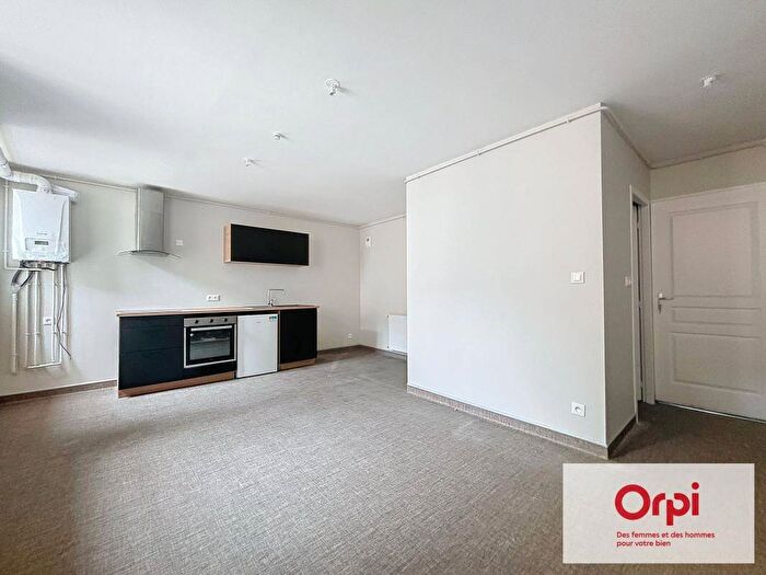 Appartement à louer - Cité Bretonnie-Chatelet-Favieres-Conches, Montluçon - 1 pièce