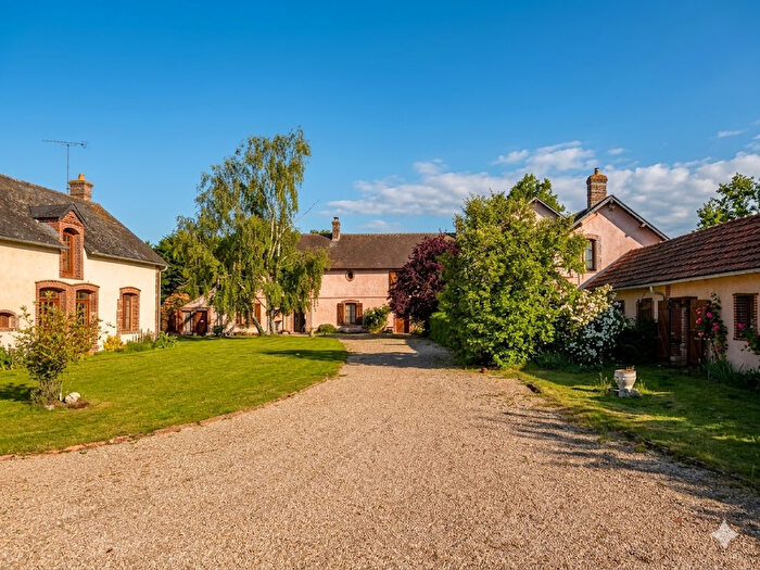 Maison 7 pièces à vendre à Houdan