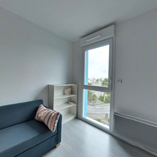 Appartement à louer - Saint-Nazaire, Saint-Marc - 1 pièce