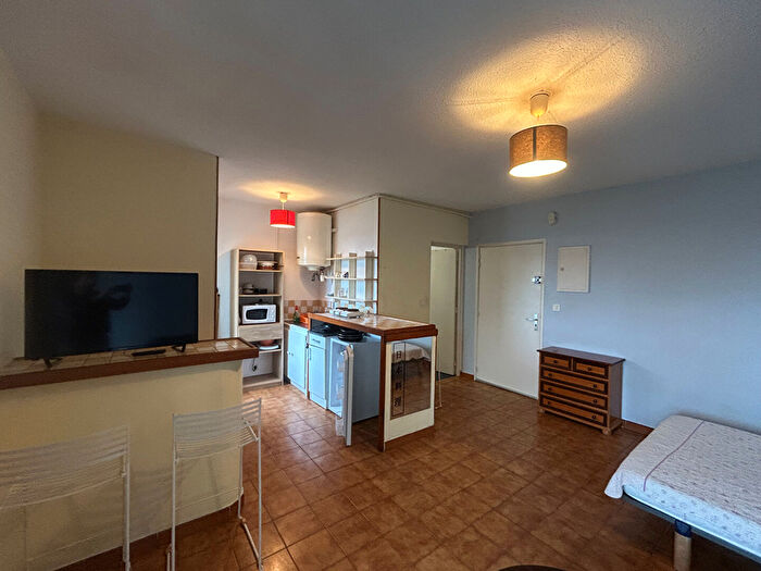 Appartement à louer - Bastia, Lupino - 1 pièce