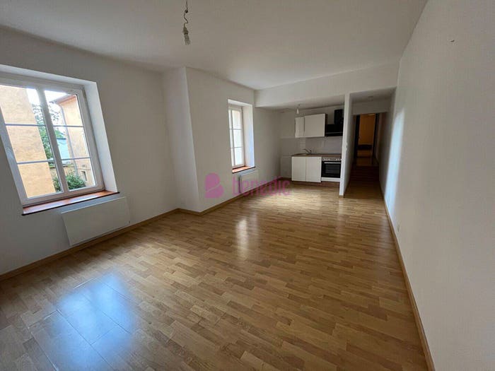 Ville Haute, Rombas : Appartement 2 pièces à louer