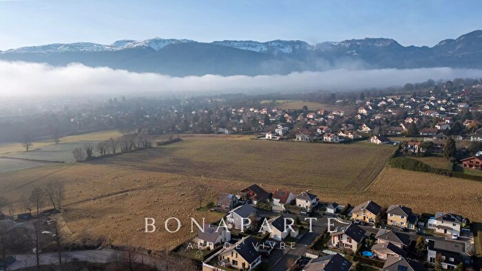 Maison à vendre - Cessy - 6 pièces - 5 chambres