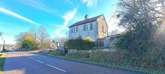 Maison à vendre - Saint-Germain-du-Corbéis - 5 pièces - 4 chambres