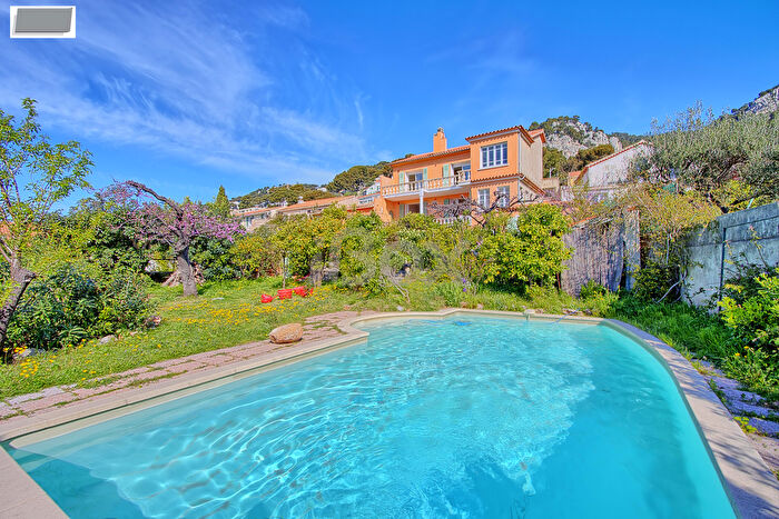 Maison à vendre - Toulon, Sainte-Anne - 8 pièces - 5 chambres