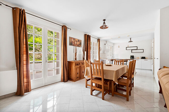 Maison 7 pièces à vendre - Chatou, Est
