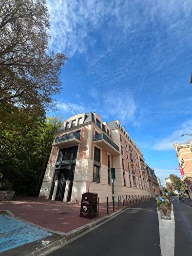 Appartement à vendre - Saint-Maurice, Gravelle, Hôpital - 5 pièces - 1 chambre