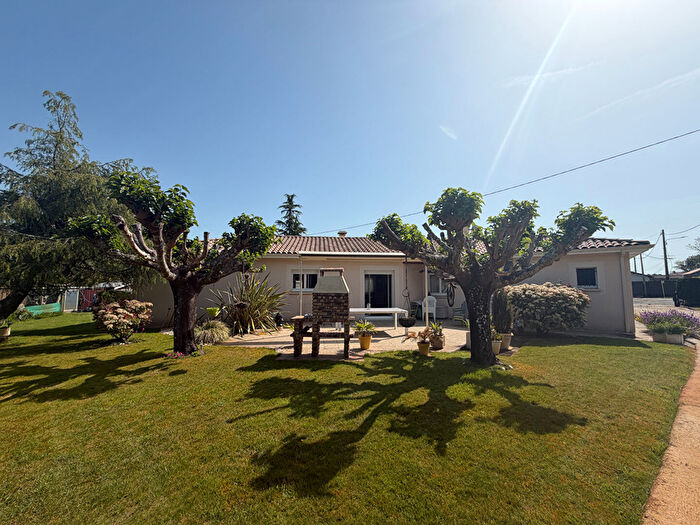 Lugos : Maison 5 pièces à vendre