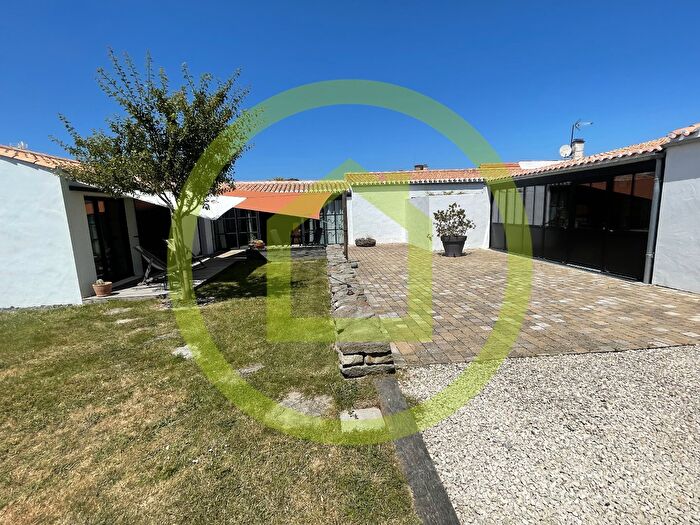 Maison à vendre - Noirmoutier-en-lîle, Luzay, La Houssinière, Marais - 6 pièces - 3 chambres